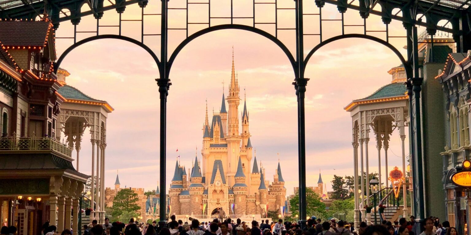 Réserver Billets Tokyo Disney Resort, Disneyland & DisneySea
